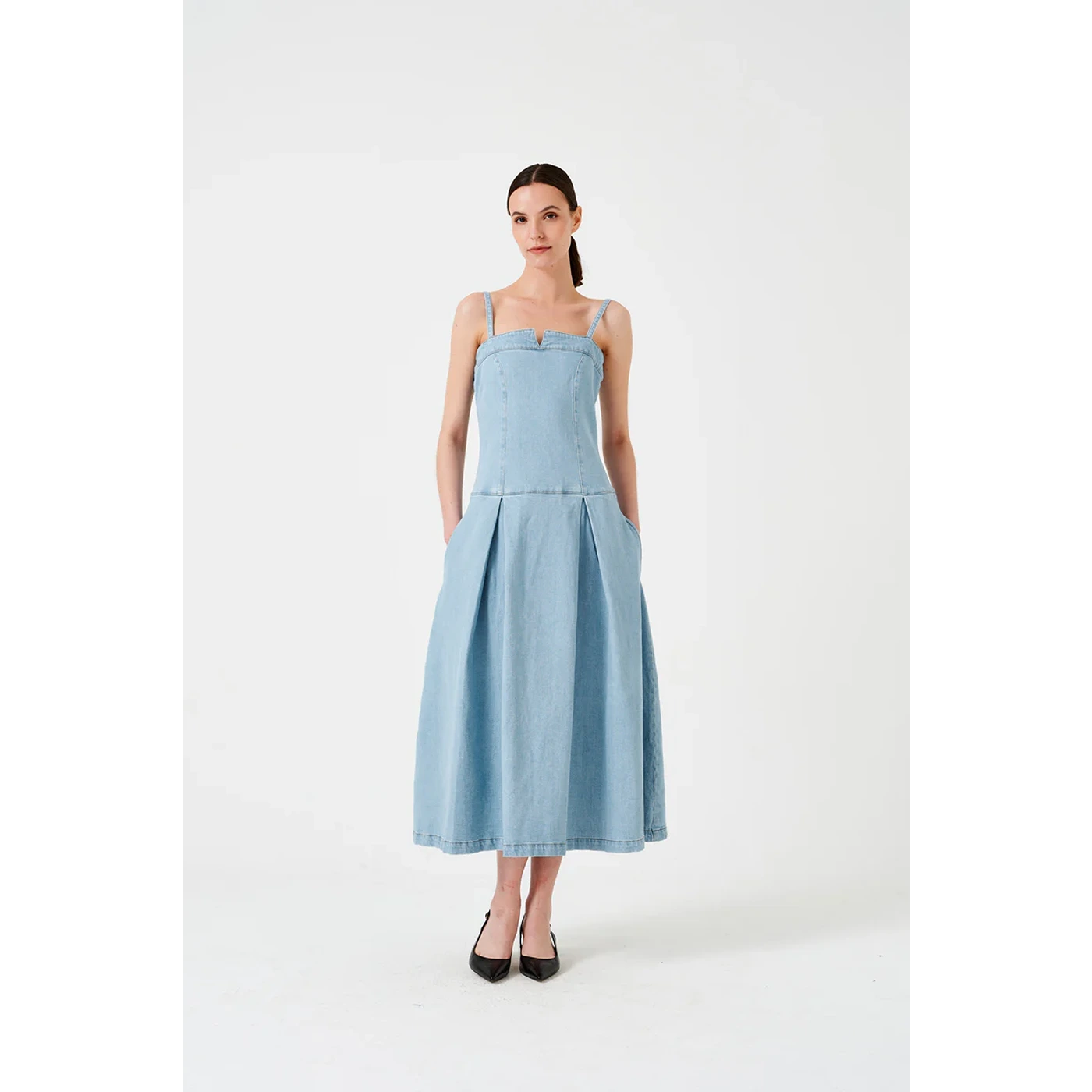 Light Blue Denim Flowy Dress – Montivo