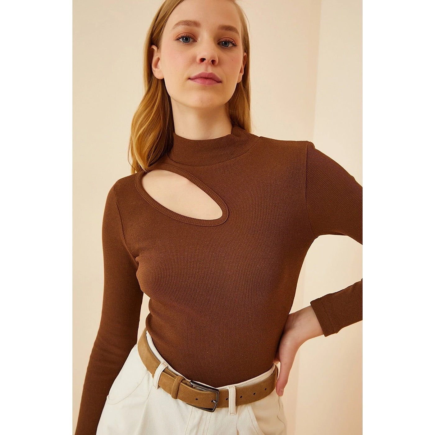 Light Brown Cut Out Detailed Ribbed Knitted Blouse – Montivo